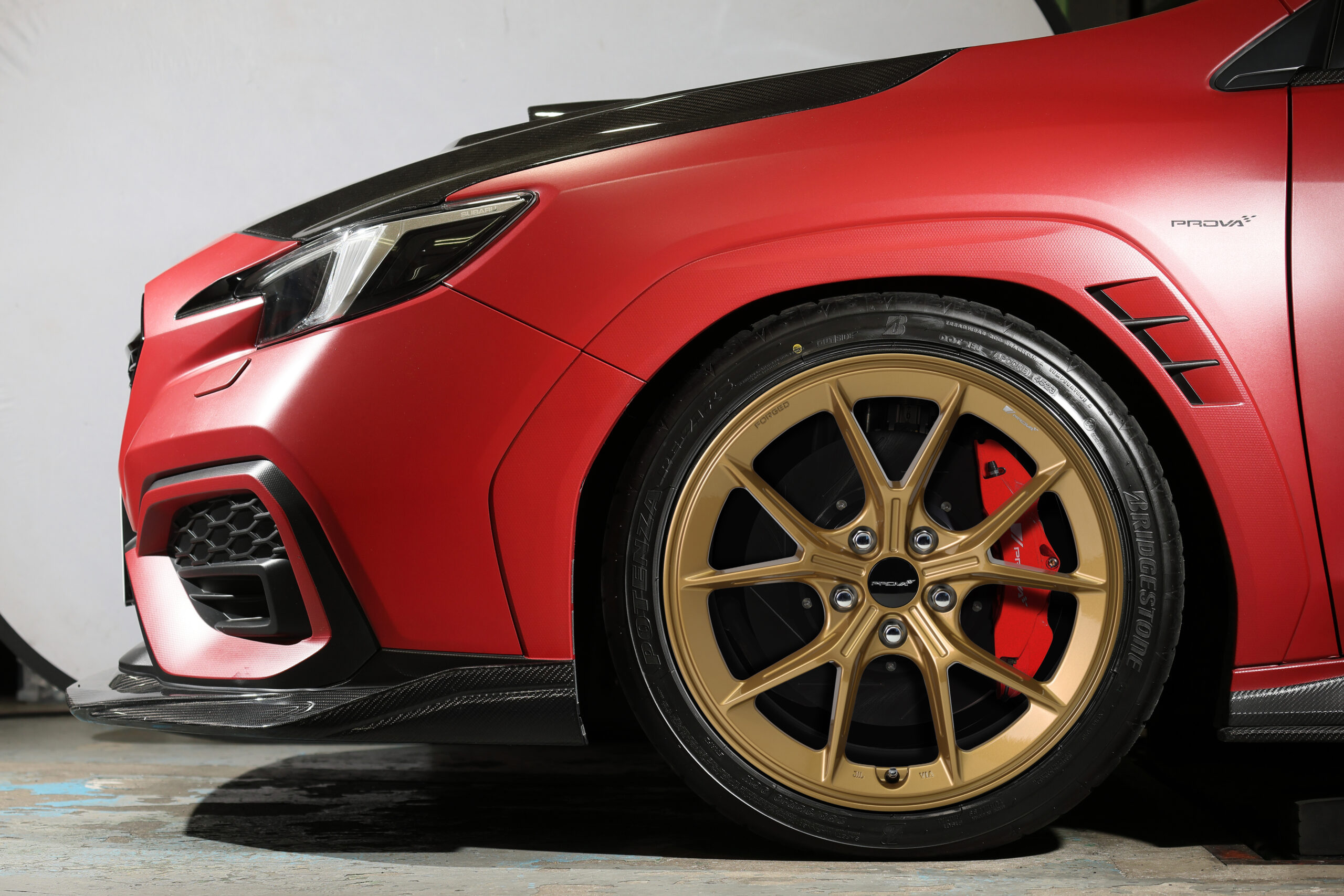 PROVA RAFFINATO | ホットスタッフコーポレーション